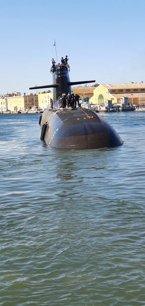 Navantia pone a flote el submarino S-81 ‘Isaac Peral’ en Cartagena
